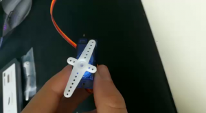 Student Robotics – learning to use servo motors – MAI Robotics